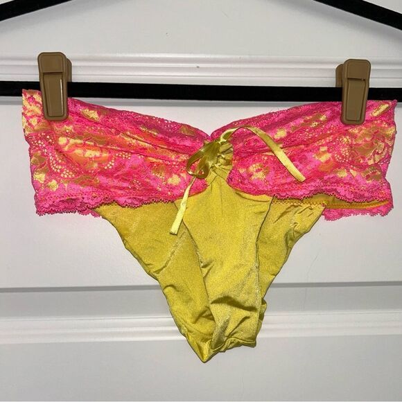 Beach Bunny | Swim | Beach Bunny Swimwearlady Lace Skimpy Ruched Bikini ...